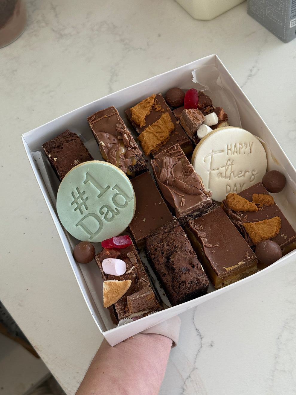 Mixed Slice Box – Baked Collective